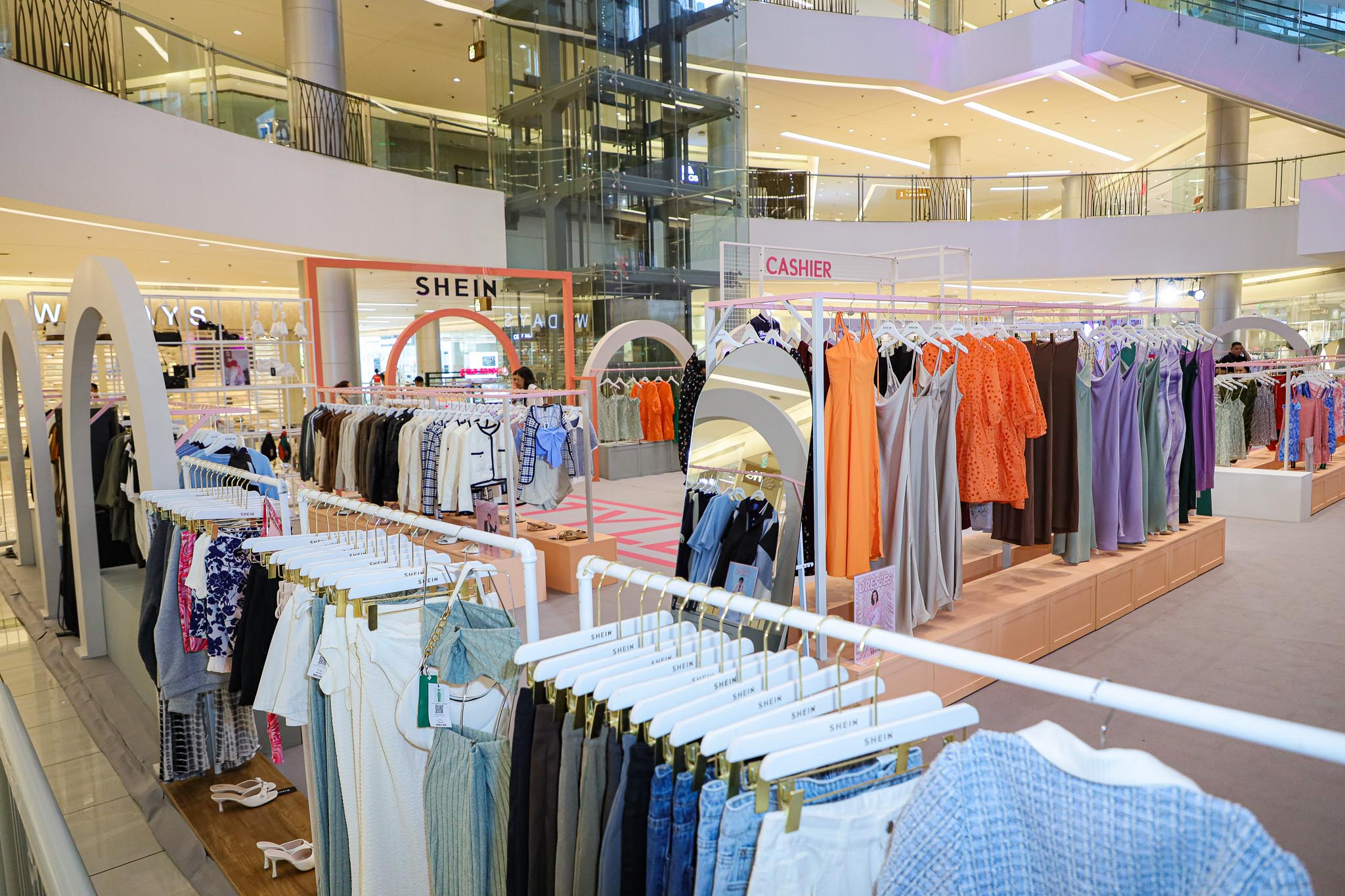 Global sensation SHEIN drives fashion passion at first Pop-Up Store of ...
